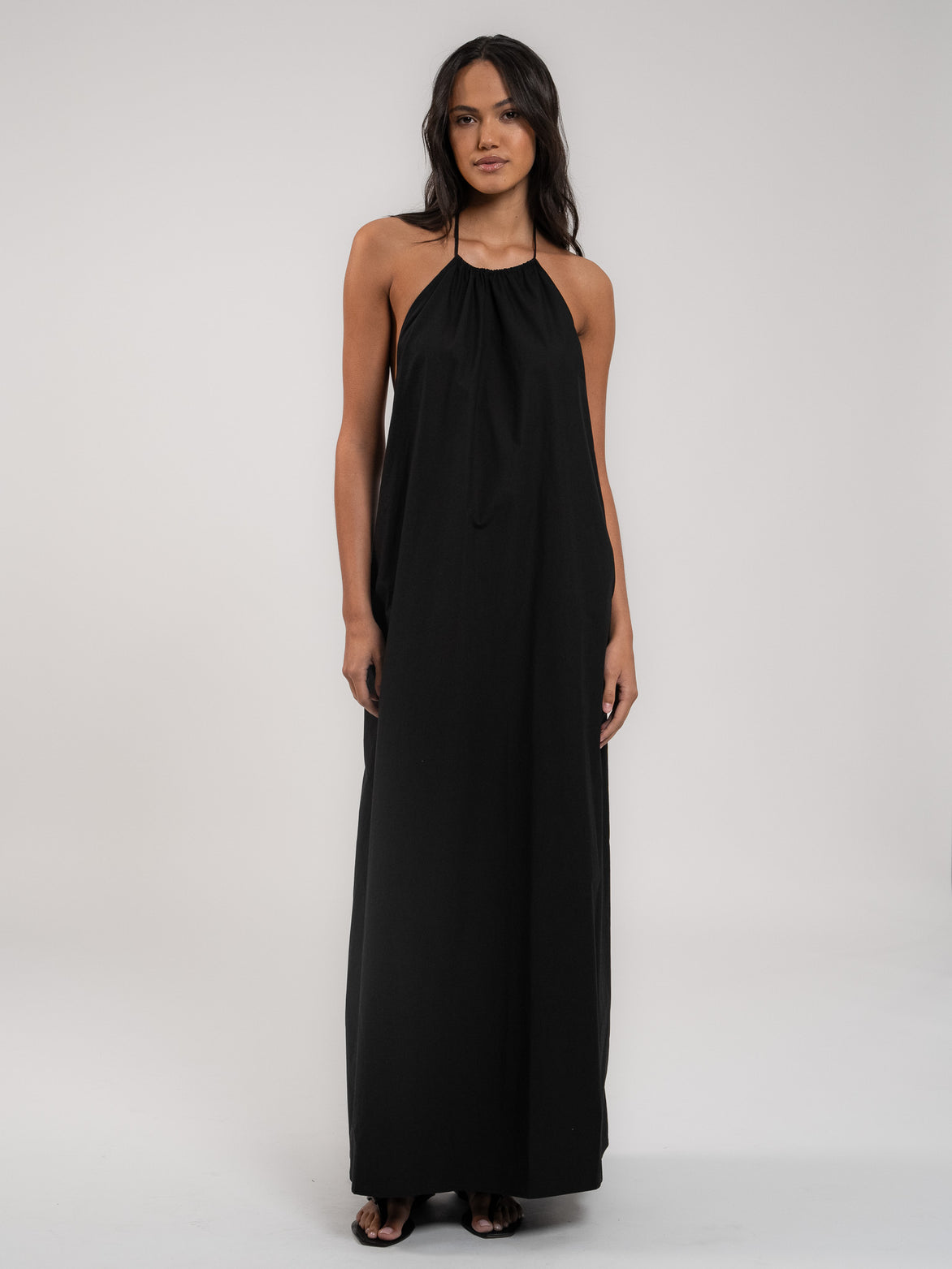 TAUNI MAXI / BLACK – CLYQUE