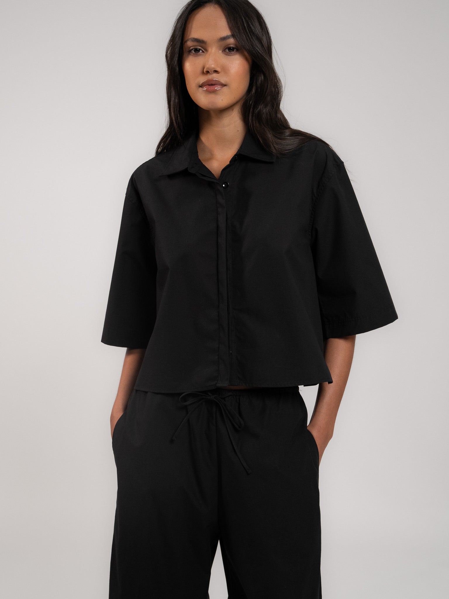 MAXINE TOP / BLACK – CLYQUE